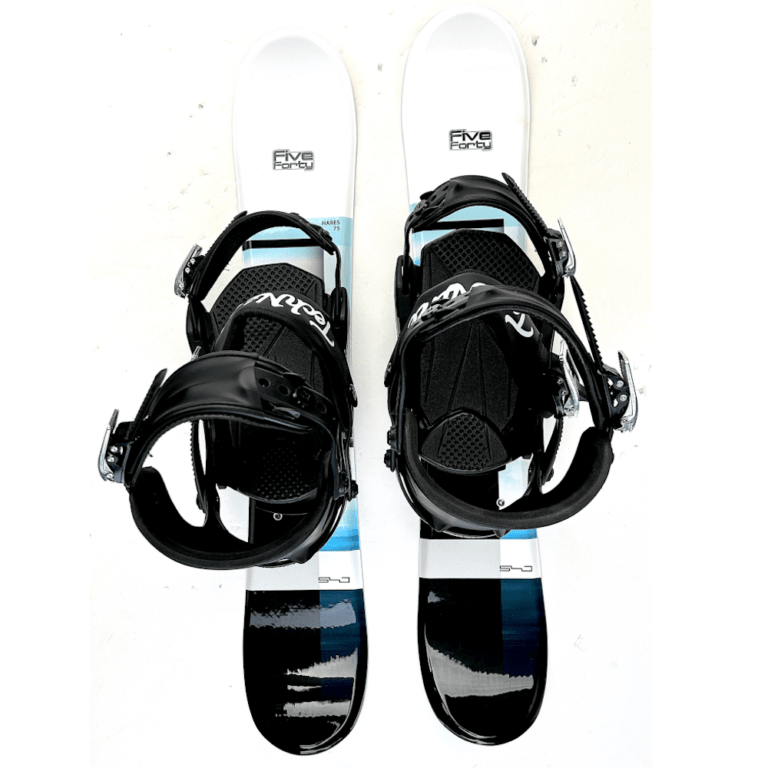skiboards w. snowboard bindings - using snowboard boots.
